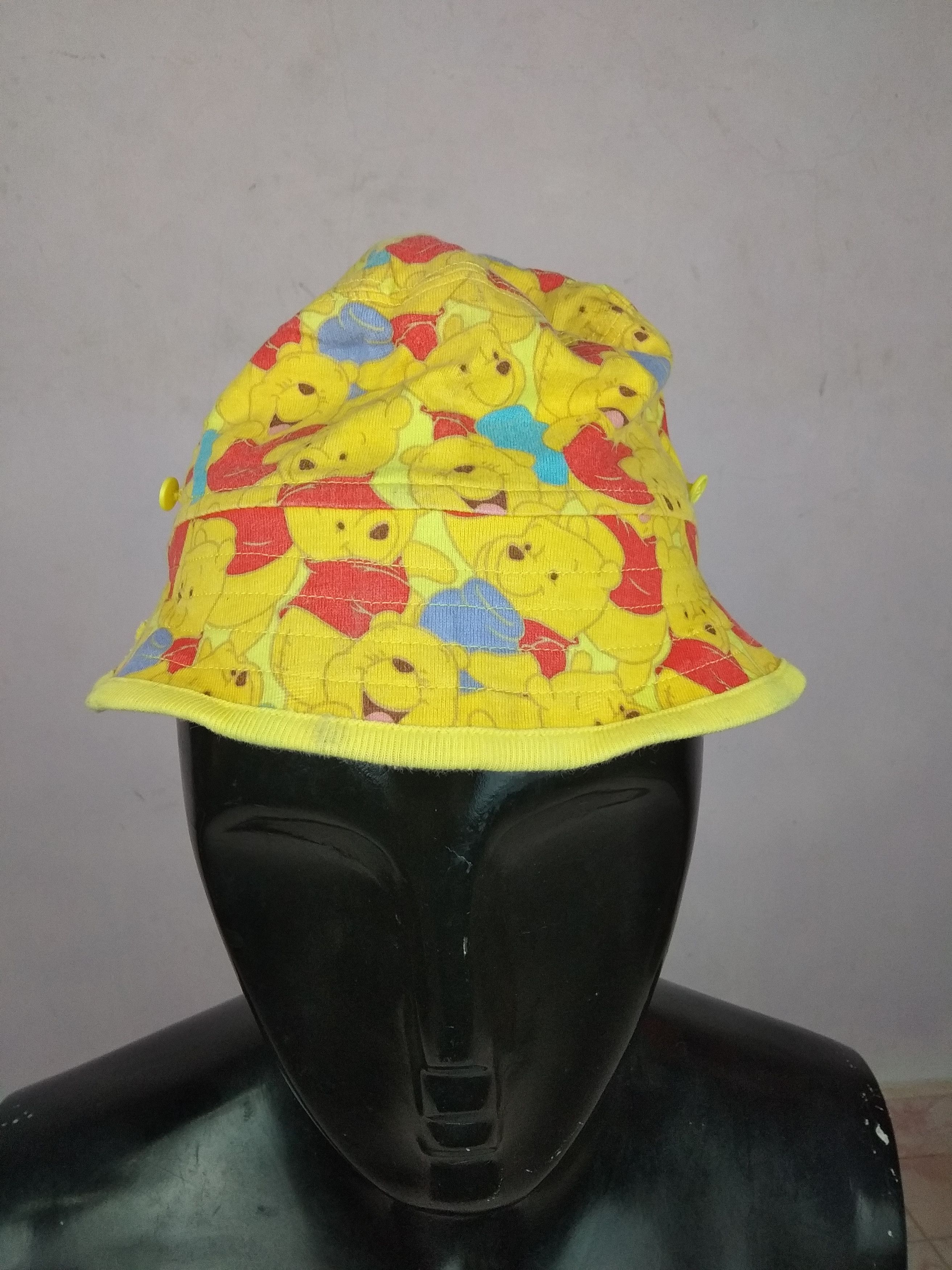 Disney × Vintage Vintage Winnie The Pooh bucket hat Disney full print ...