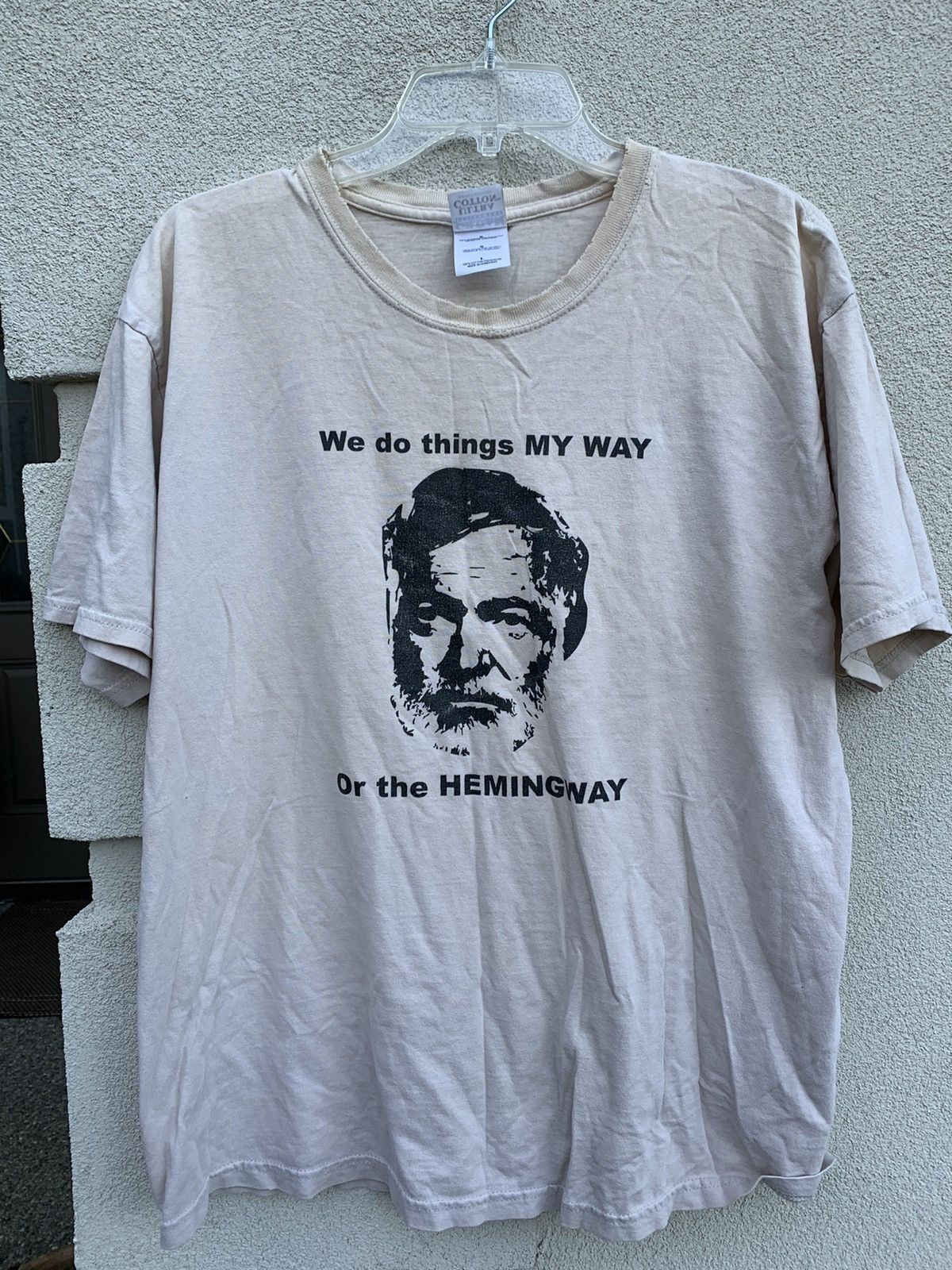 Rare × Vintage Vintage 1990s Ernest Hemingway Tee Shirt Journalist ...