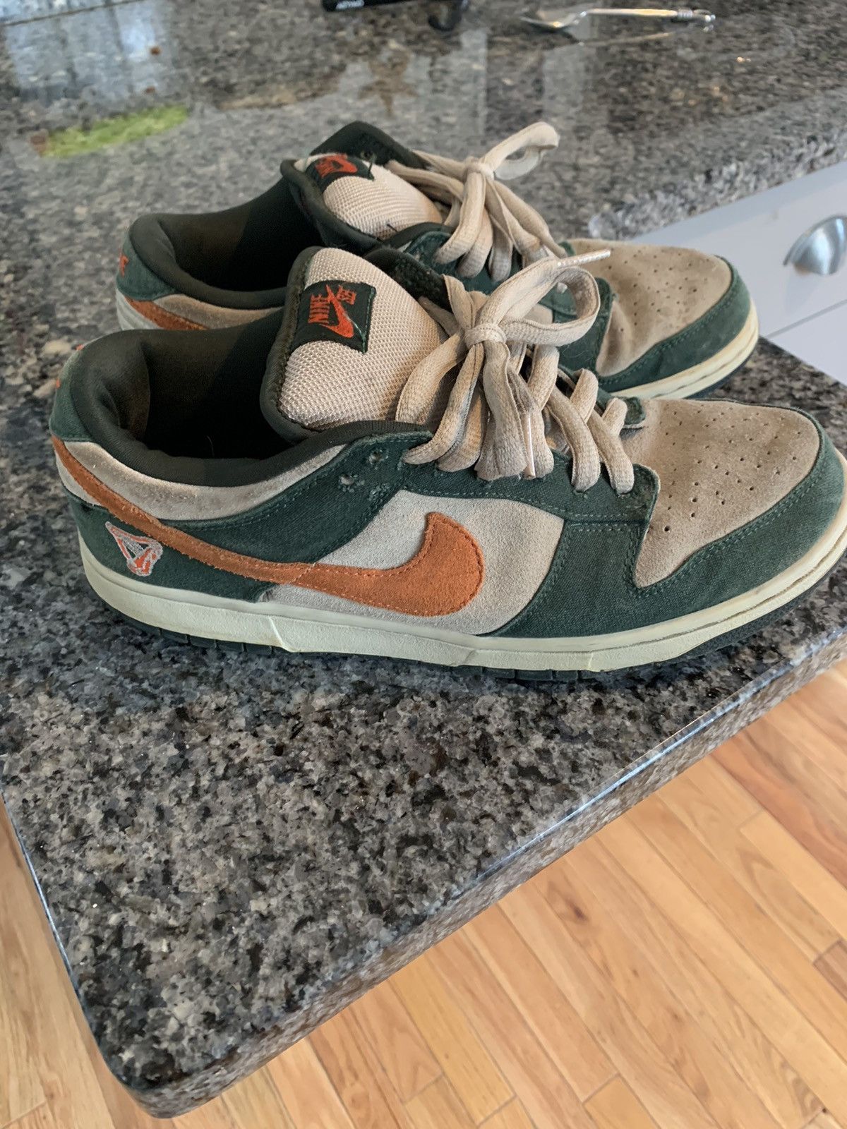 Nike Dunk low EIRE sb | Grailed