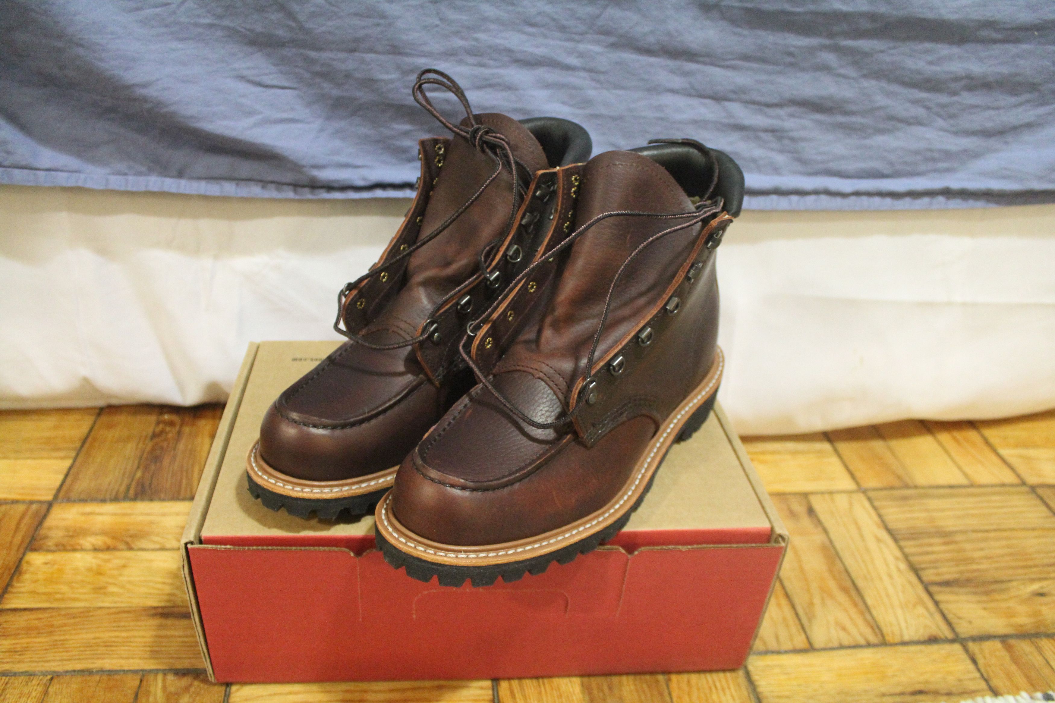 Red Wing NIB - Men's Heritage Sawmill 2927 9D | Grailed