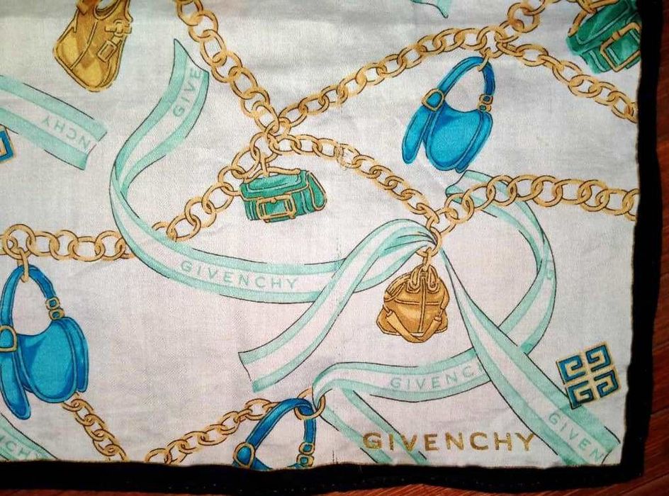Givenchy GIVENCHY CHAIN PATTERN HANDKERCHIEF WHITE | Grailed
