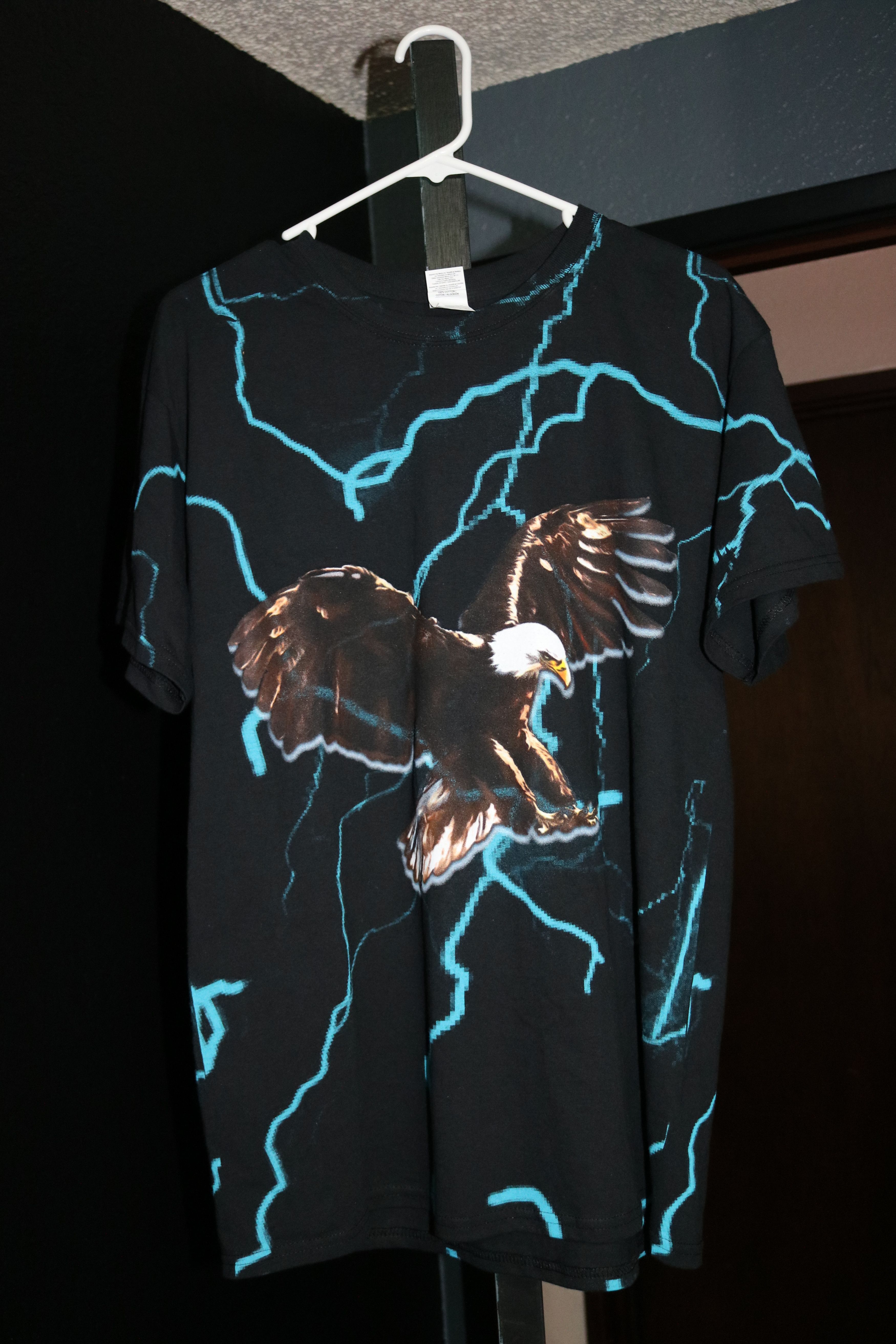 Travis Scott Lightning Tee | Grailed