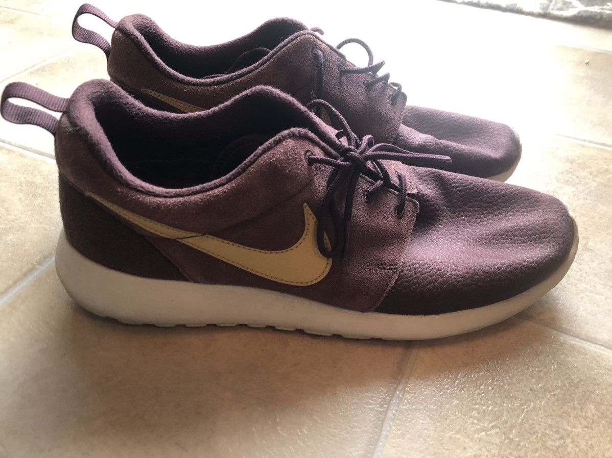 Nike Nike Roche Run | Grailed