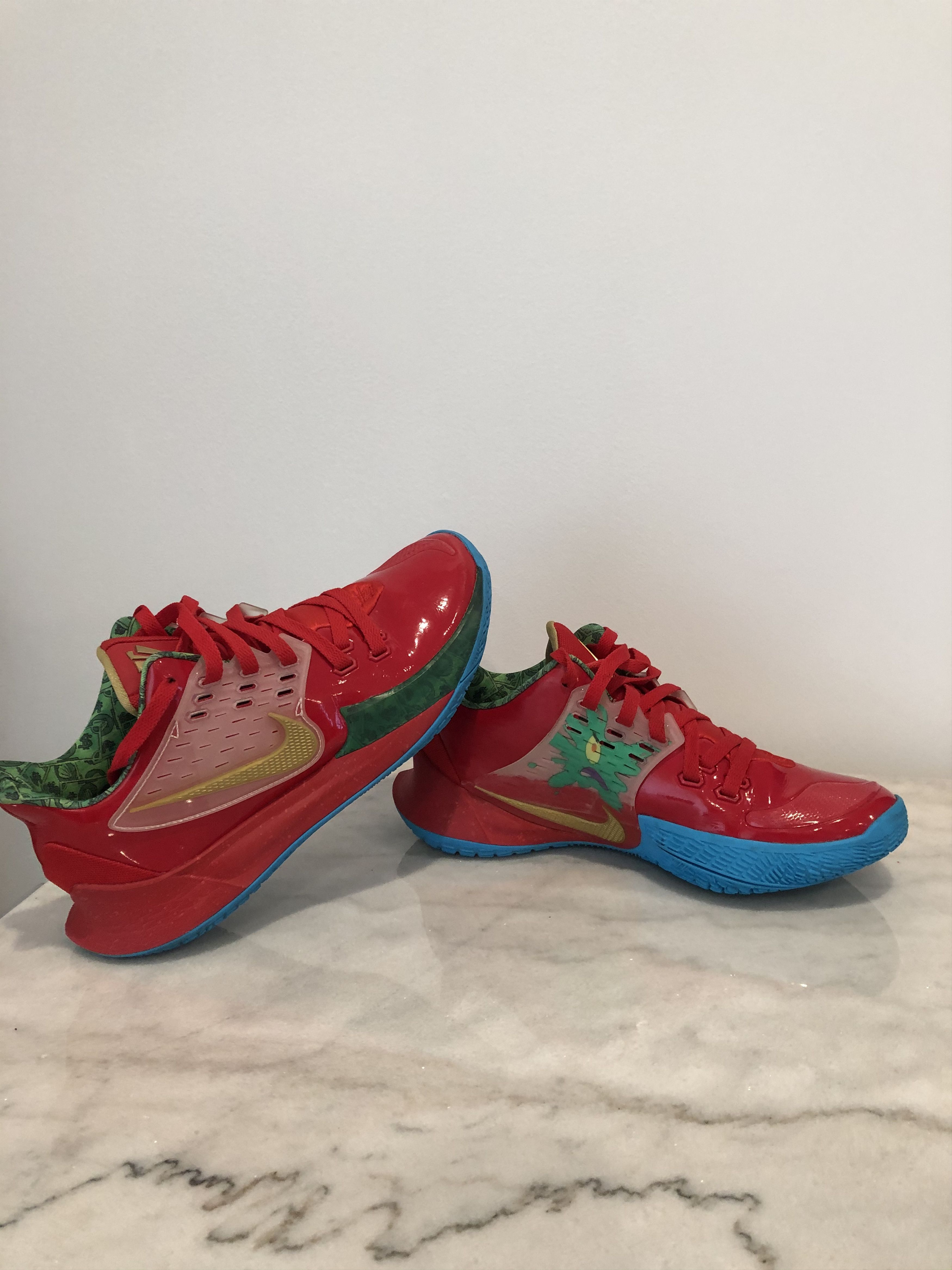 Nickelodeon × Nike Kyrie Low 2 Spongebob “Mr Krabs” | Grailed