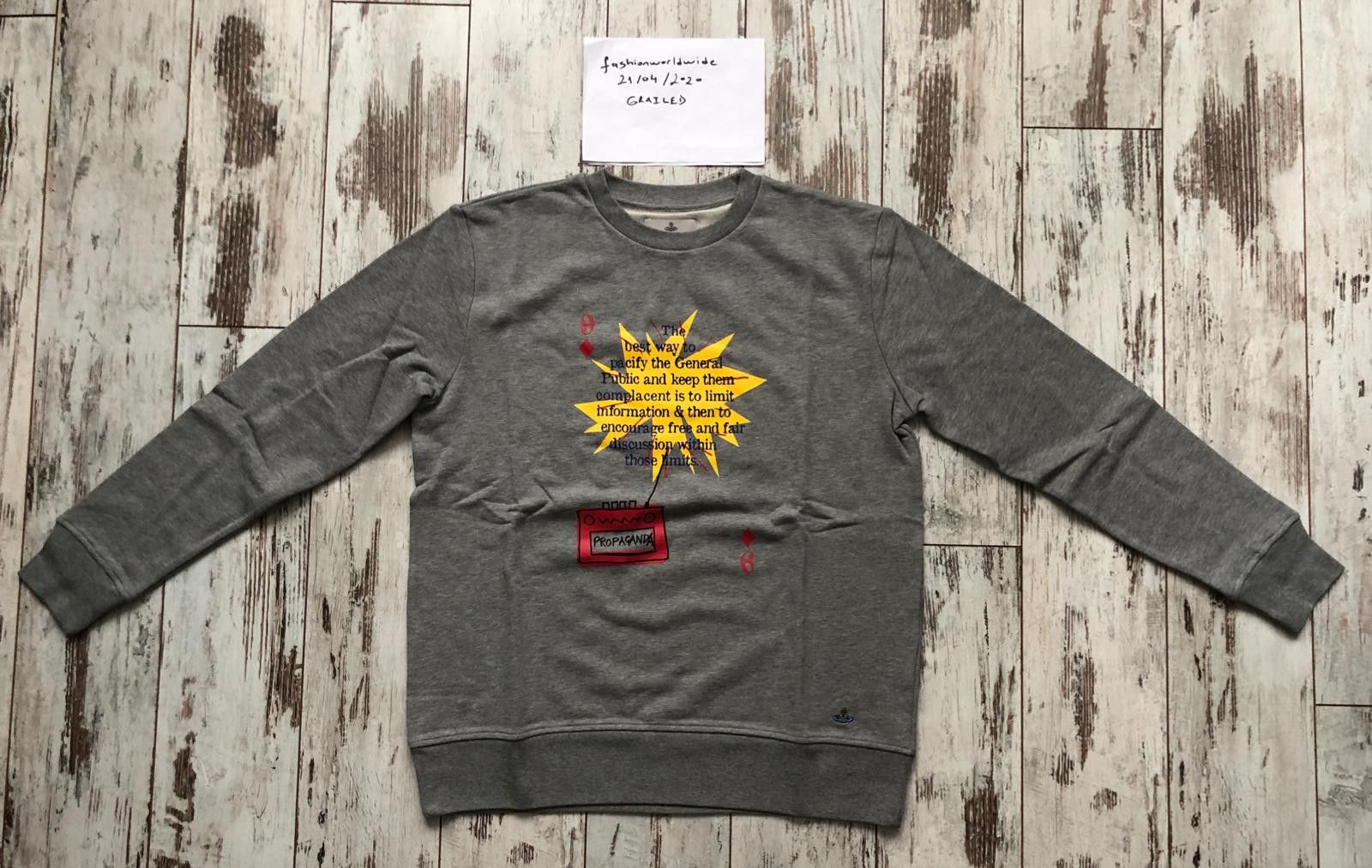 Vivienne Westwood Vivienne Westwood Grey Propaganda Slogan Print ...