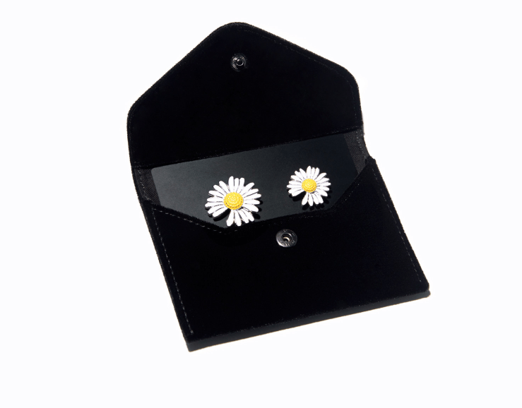 peaceminusone PMO Daisy Pin Set | Grailed