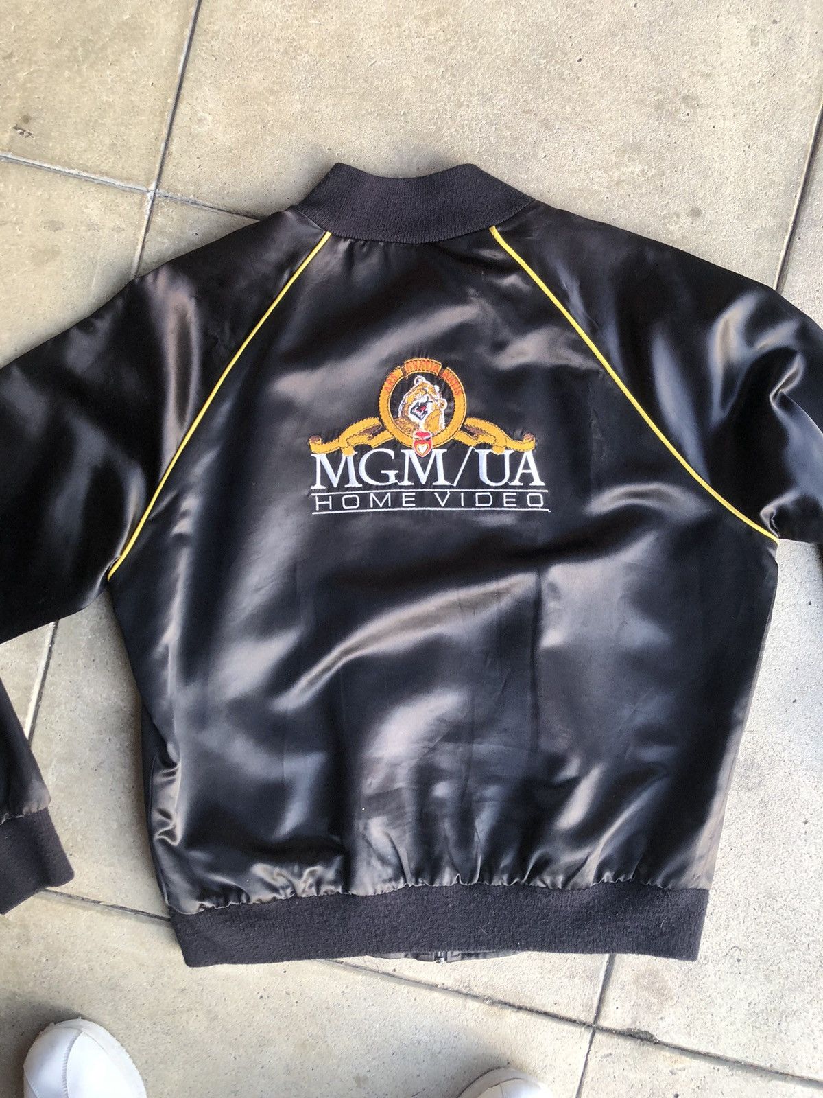 Mgm Grand × Vintage 80’s MGM Studios movie cast bomber jacket vintage ...