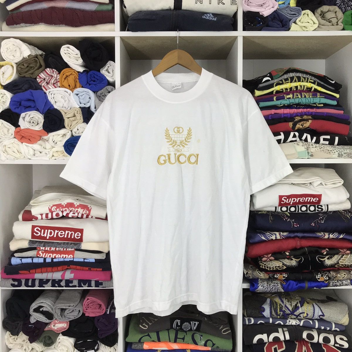 Designer × Luxury × Very Rare Vintage Gold Embroidery Logo T-Shirt ...