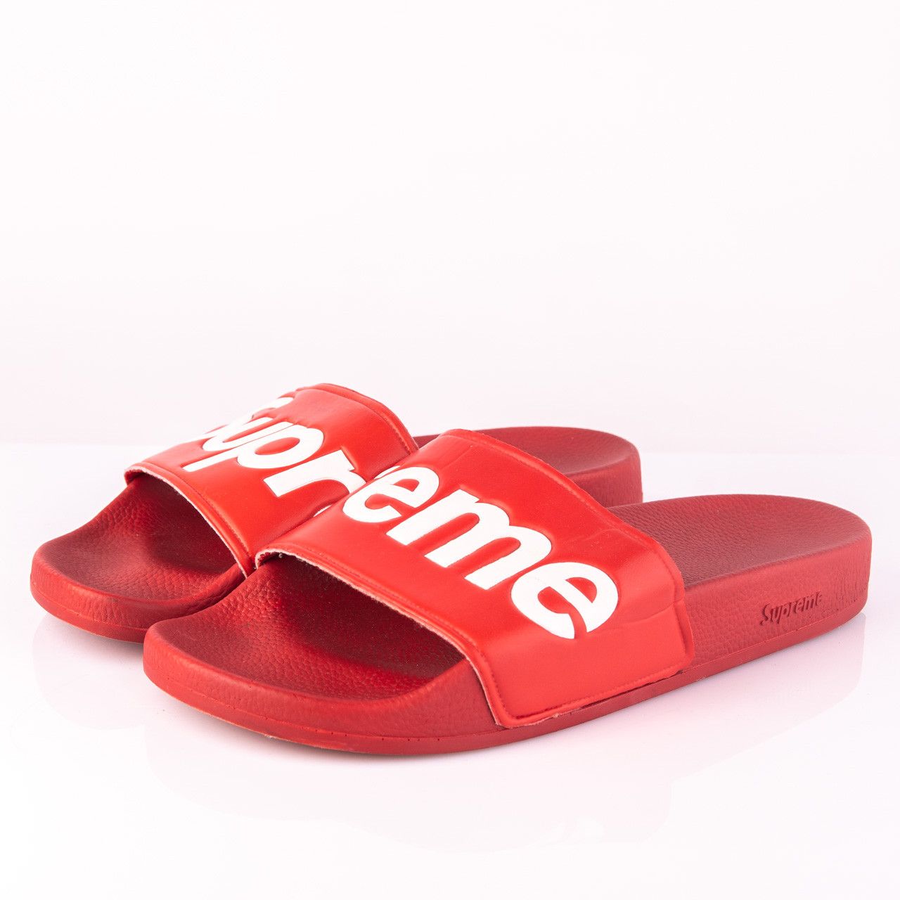 Supreme Slides | Grailed