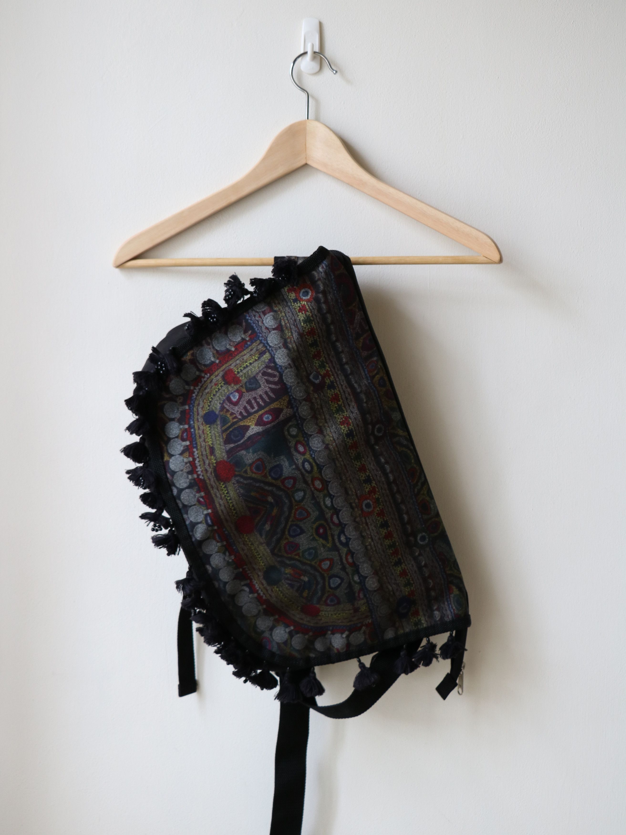 Undercover Aw09 Ethnic Messenger Bag | Grailed