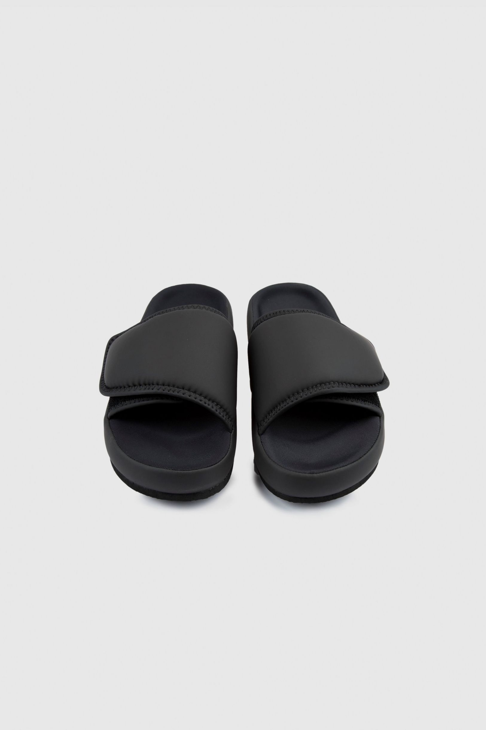 Yeezy Season Yeezy Season 7 Slide / Slippers - Graphite / Sandals | Grailed