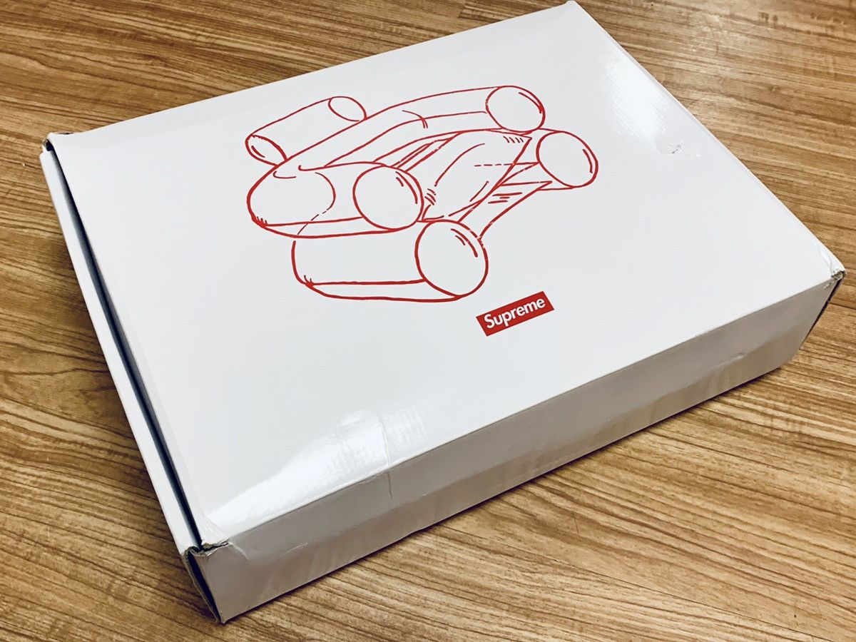 Supreme *RARE* Inflatable Chair | Grailed