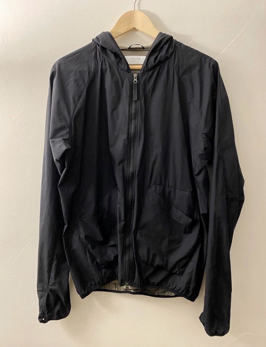 Acronym Acronym J25-WS Packable Shell | Grailed