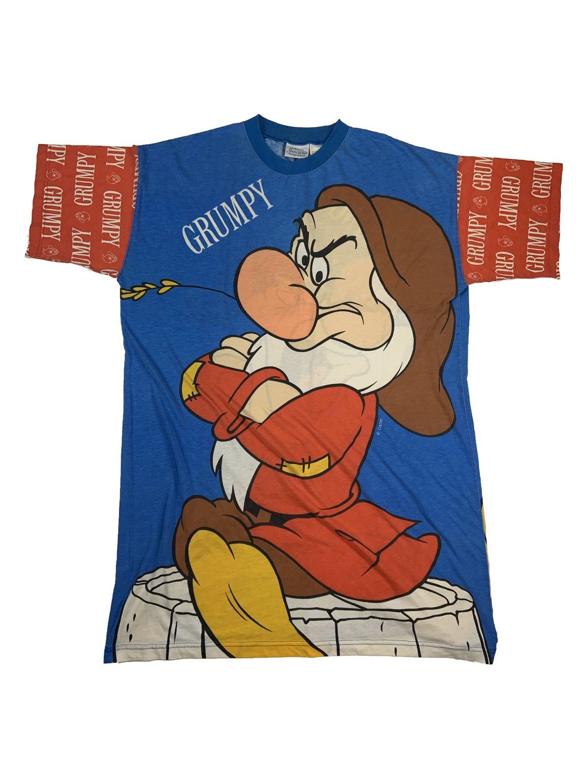 Vintage VTG 90s Grumpy in the mornings all over print Snow White tee ...