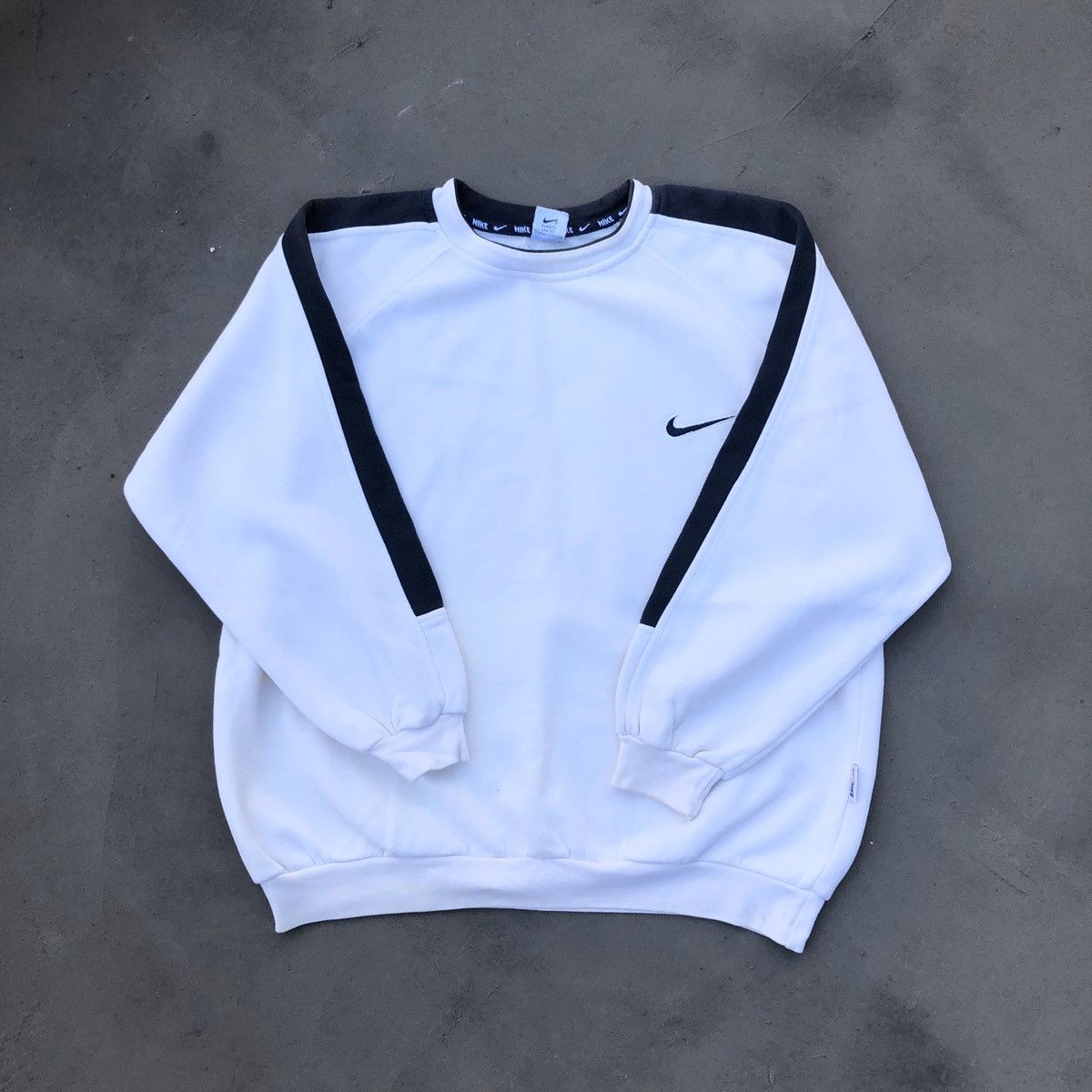 Nike × Vintage Vintage Nike 90s Crewneck Bootleg | Grailed