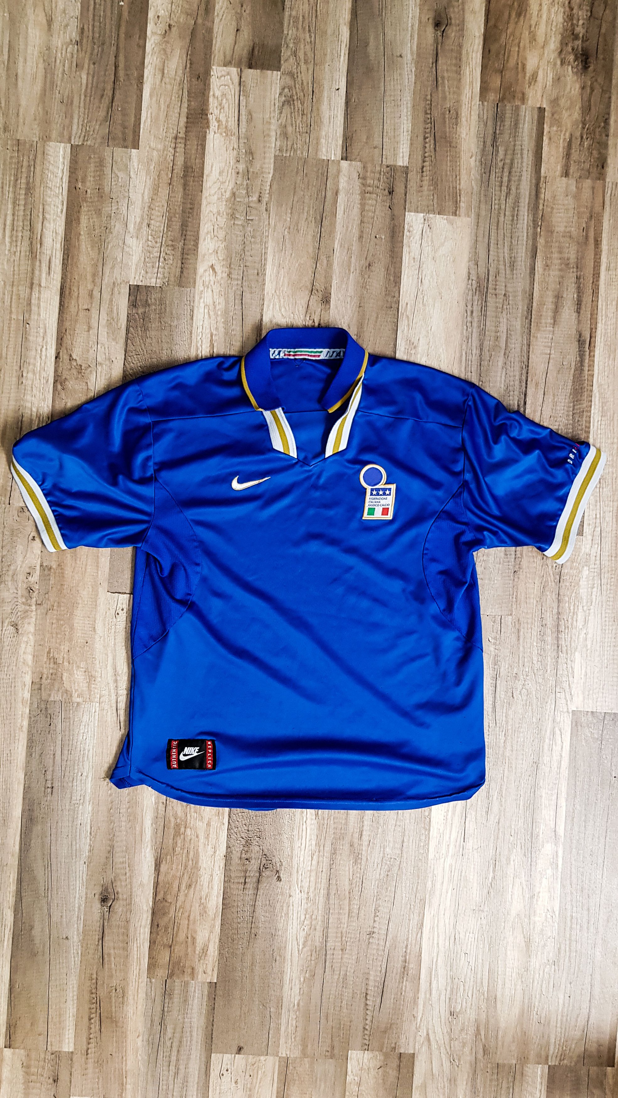 Nike Nike Italia Italy 1996 Vintage Soccer Football Jersey Kit | Grailed
