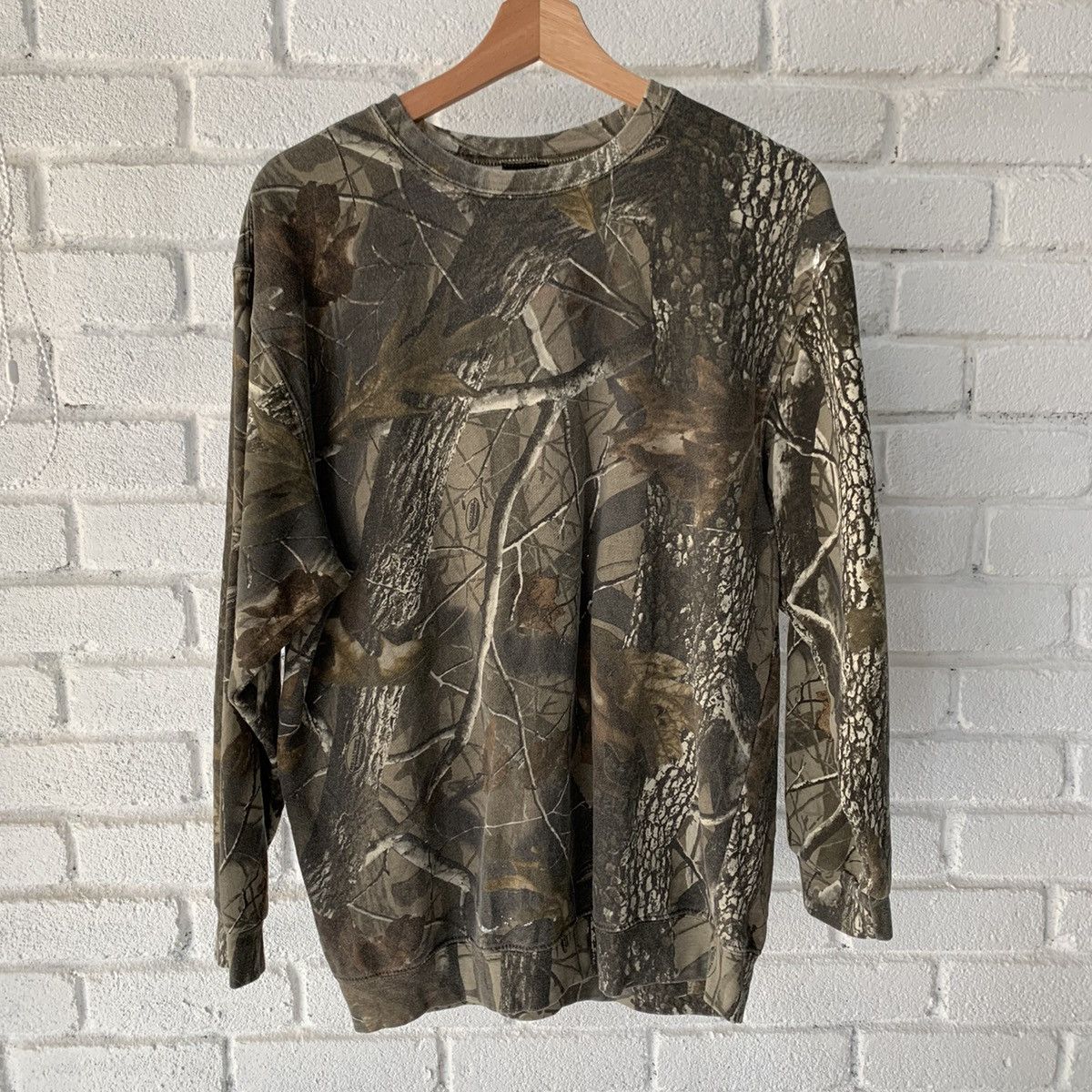 Outfitters Ridge Real Tree Camo Sweater | Grailed