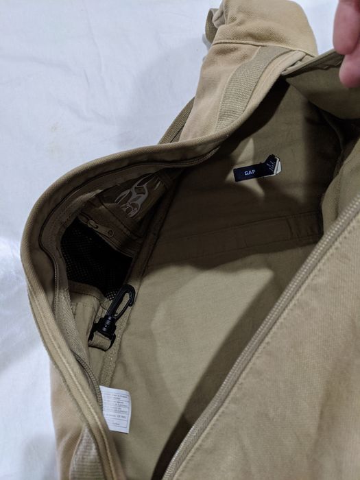 Gap Gap shoulder sling backpack bag | Grailed