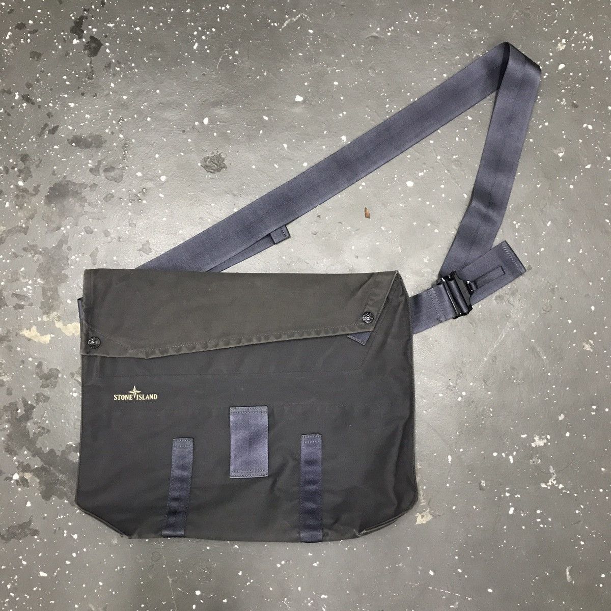 Stone Island Stone Island Messenger Bag | Grailed