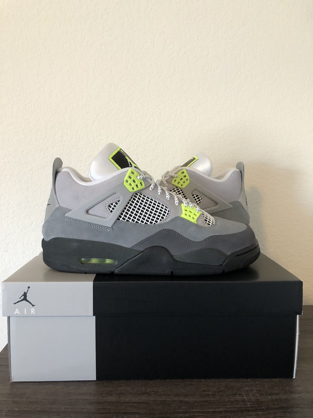 Jordan Brand Air Jordan 4 Retro LE Neon 95 | Grailed
