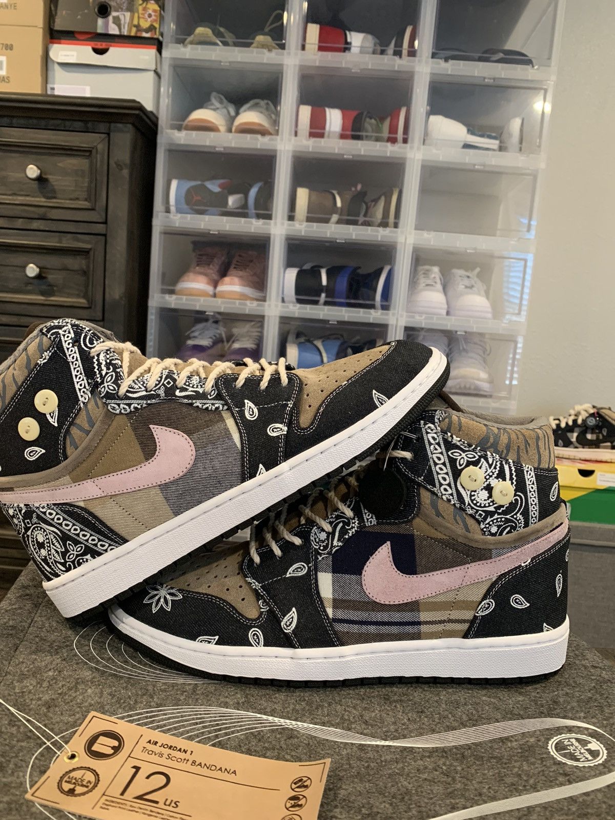 Nike Bespoke IND Custom Travis Scott x Nike Jordan 1 ‘Bandana’ | Grailed