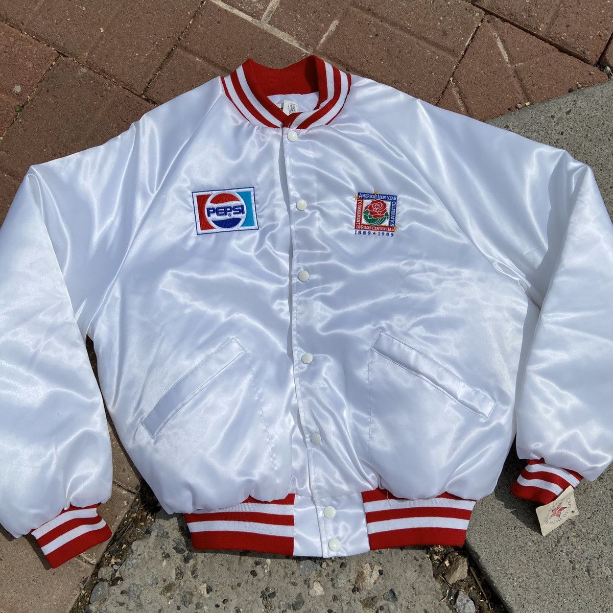 Vintage Vintage 89’ Tournament of Roses X Pepsi Rose Bowl Jacket L ...