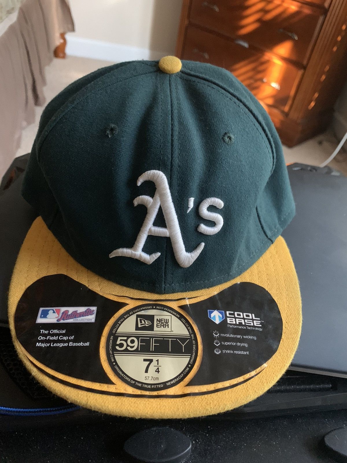 Vintage Oakland A’s Fitted hat 7 1/4 size | Grailed