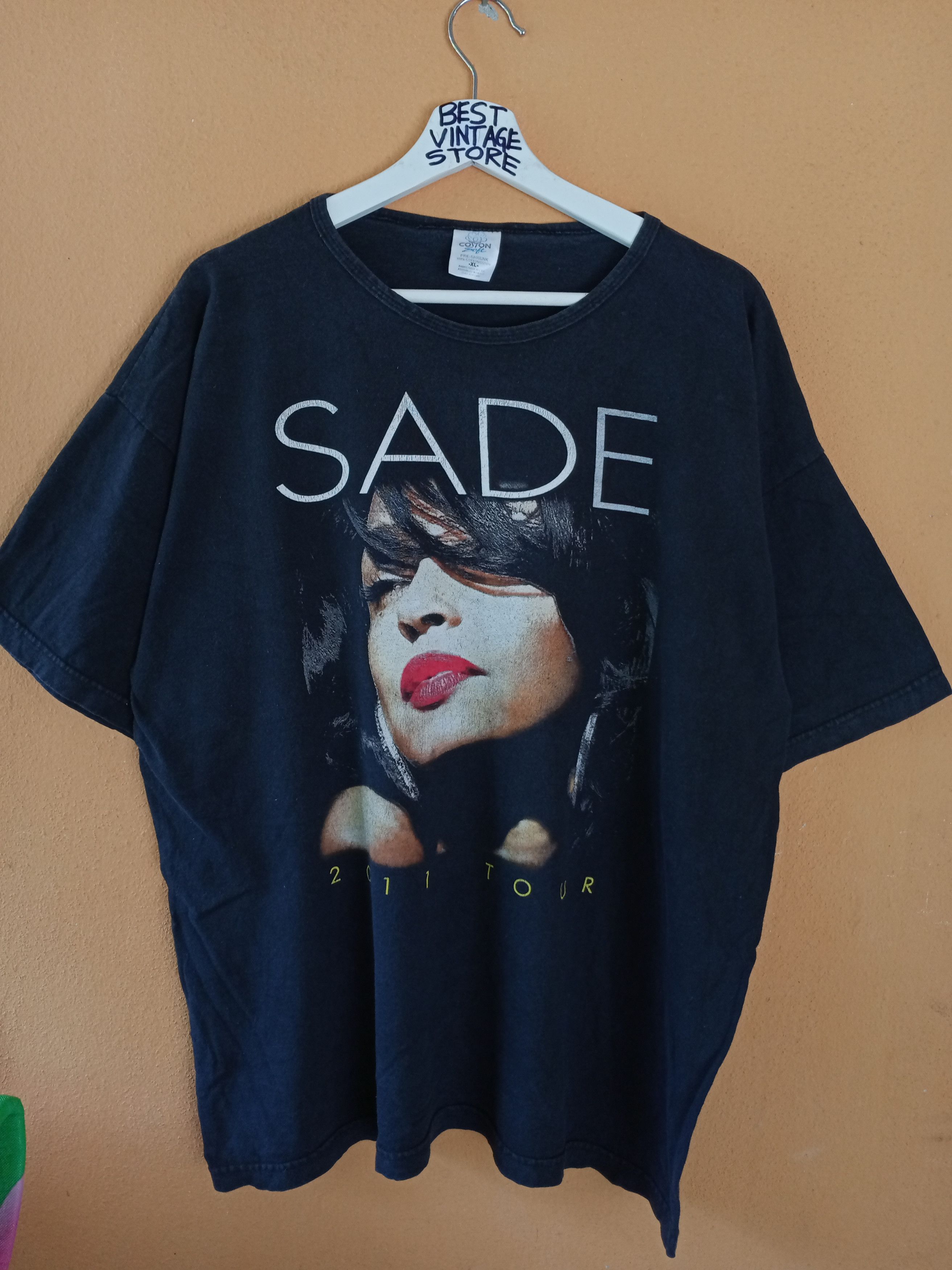 Band Tees × Tour Tee × Vintage Sade 2011 Tour with special guest John ...