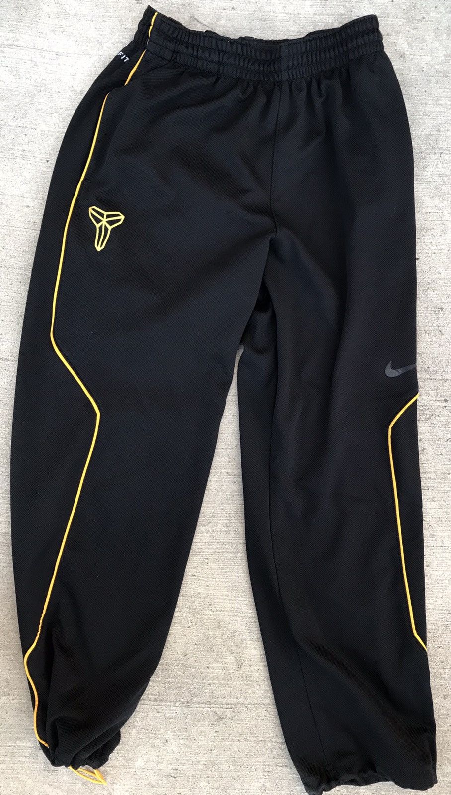 Nike × Streetwear × Vintage Kobe Bryant sweatpants black mamba Nike ...