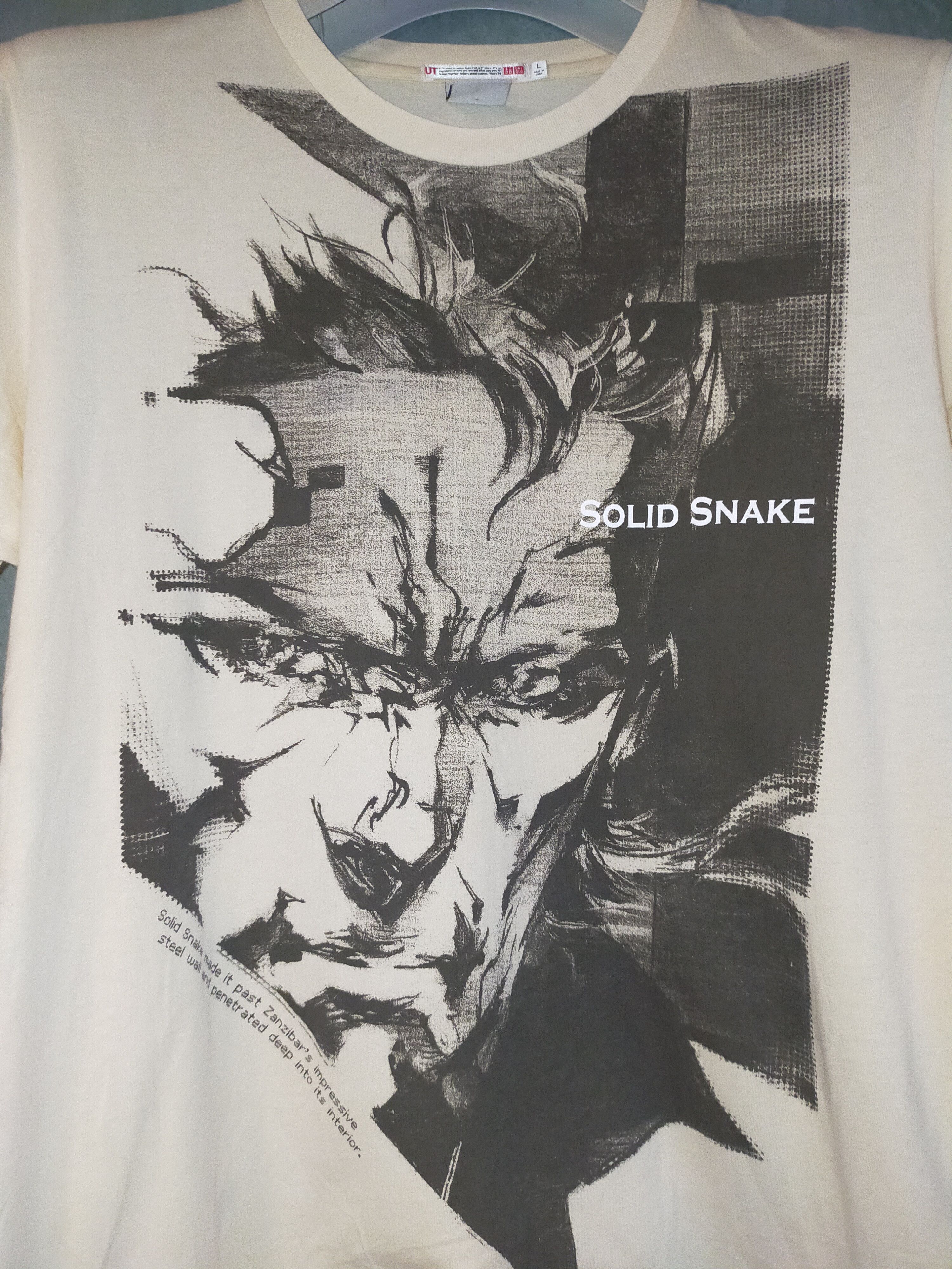 Comics × Uniqlo Animax MetalGear 25th Anniversary Solid Snake x Uniqlo ...