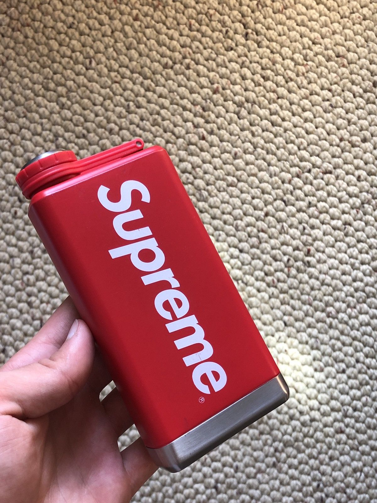 Supreme Stanley Adventure Flask | Grailed