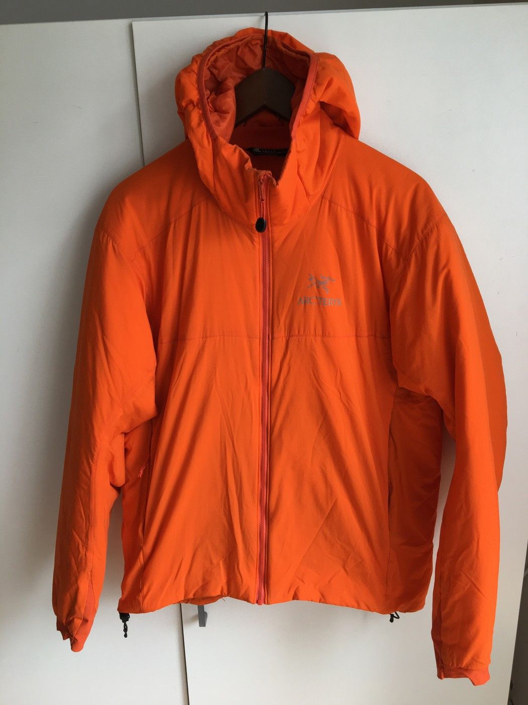 1 Of 1 × Arc'Teryx Arc'teryx ATOM LT Hoody Jacket Coat size M CA# 34438 ...