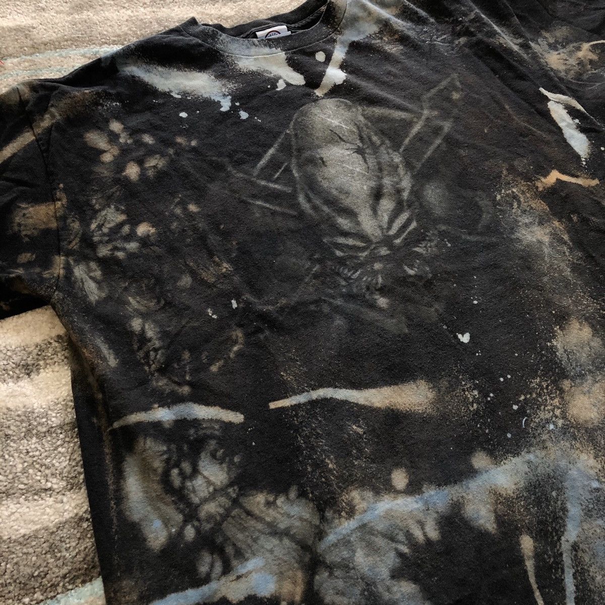 Custom × Halo × Vintage XL Delta Halo Legendary Covenant Blood Splatter ...