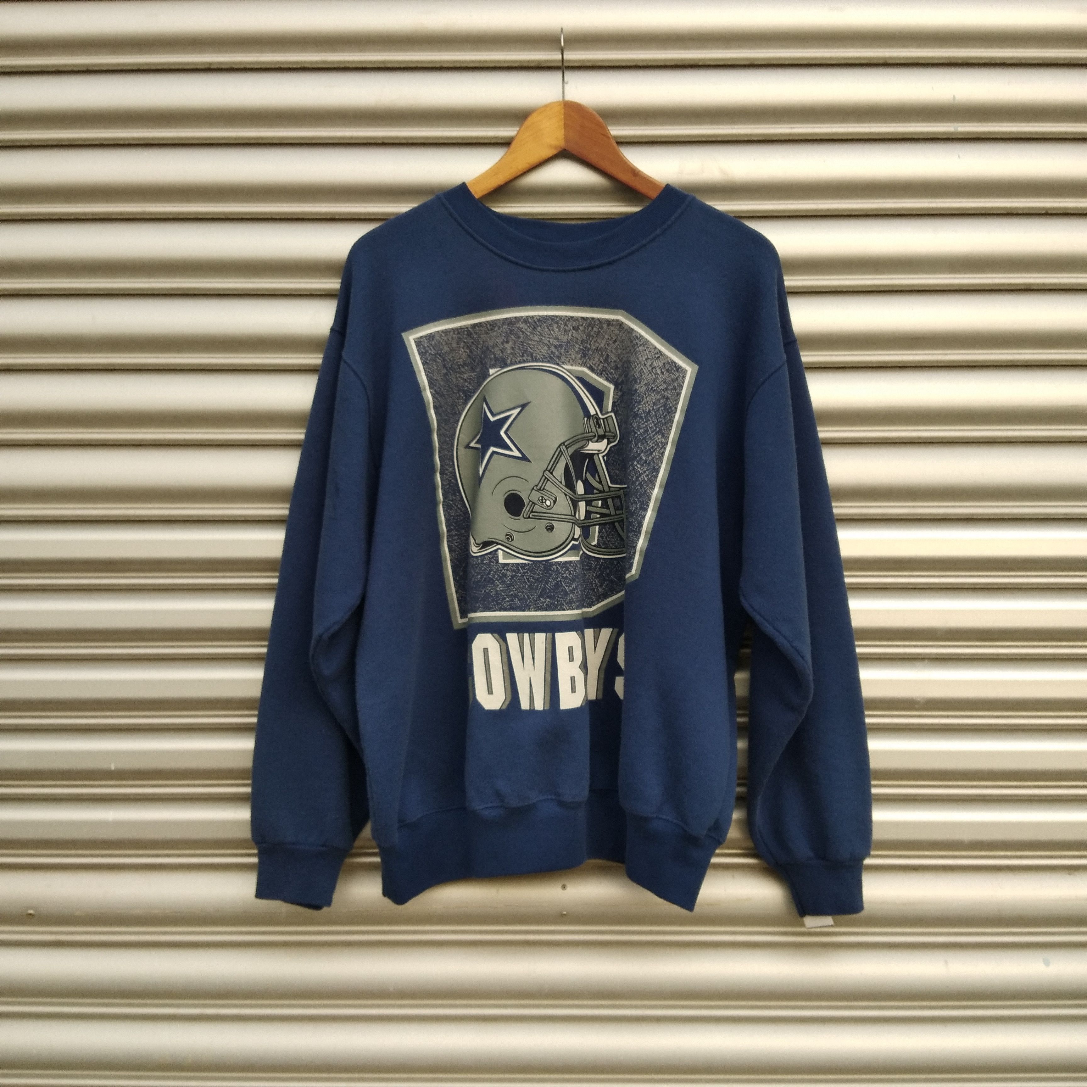Vintage VINTAGE NFL DALLAS COWBOYS CREWNECK SWEATSHIRT | Grailed