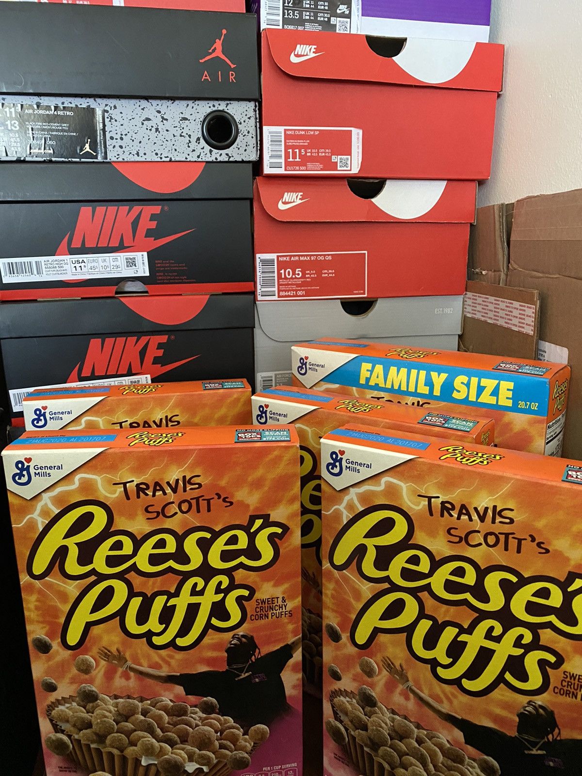 Travis Scott Travis Scott Reese’s Cereal Public Exclusive BOXES | Grailed