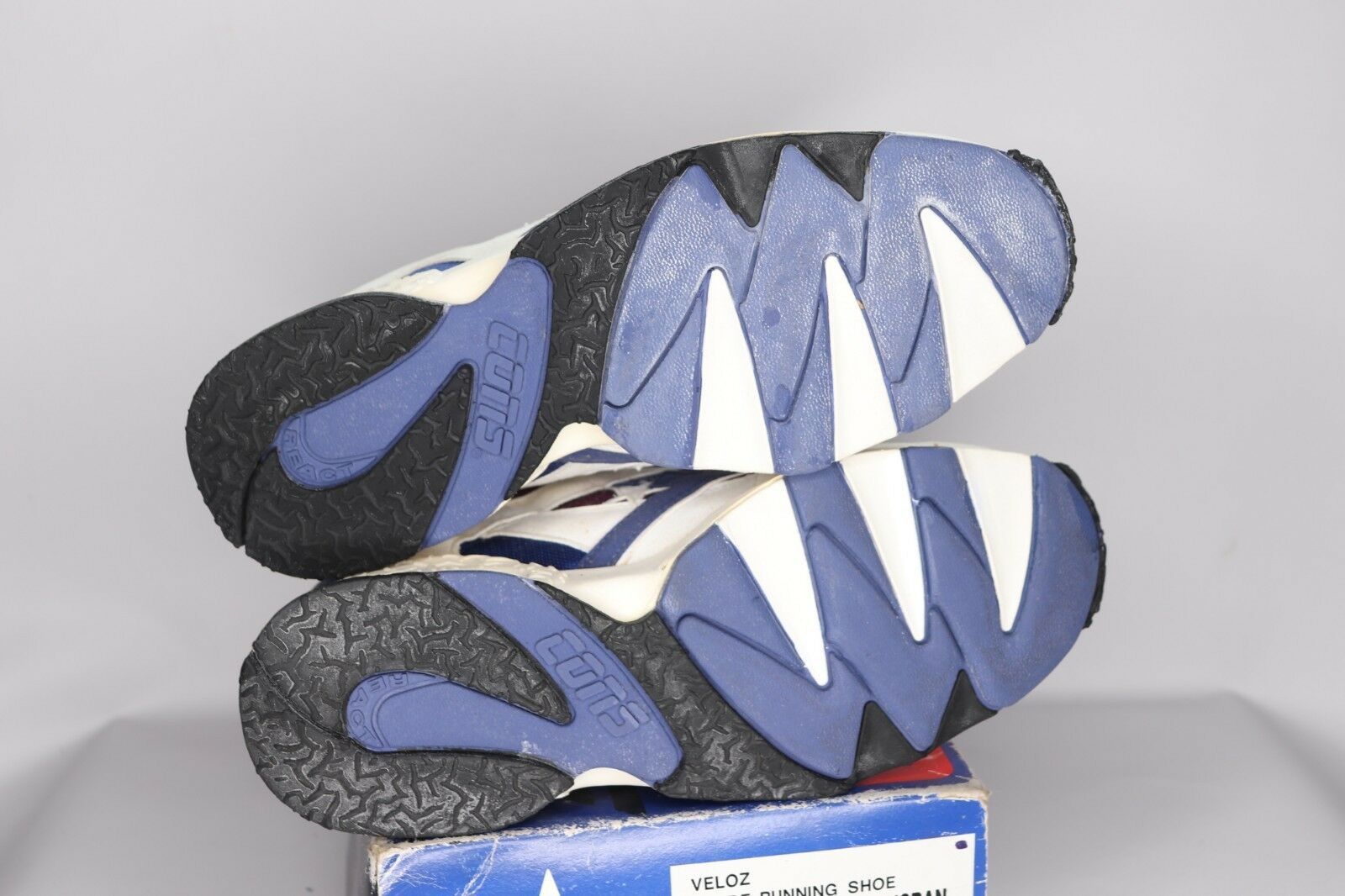 Vintage NOS Vintage 90s Converse Cons React Veloz Sneakers Shoes | Grailed