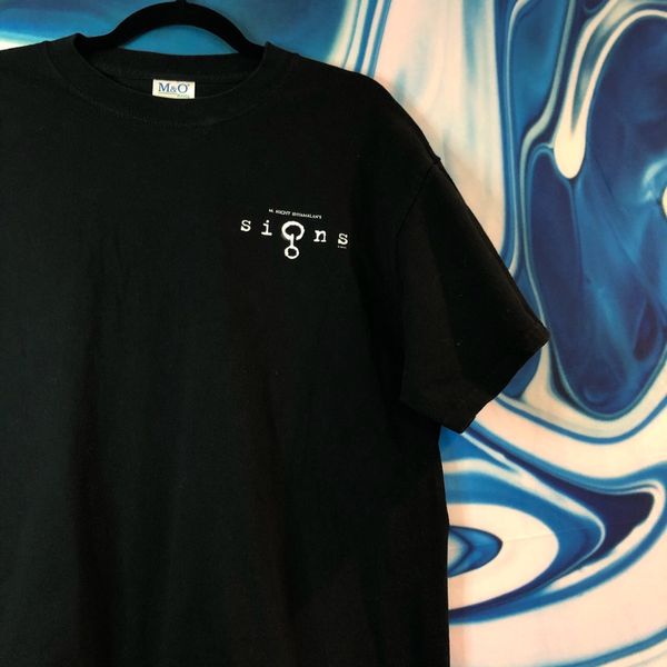 Vintage Early 2000s M Night Shyamalan x Signs movie shirt | Grailed