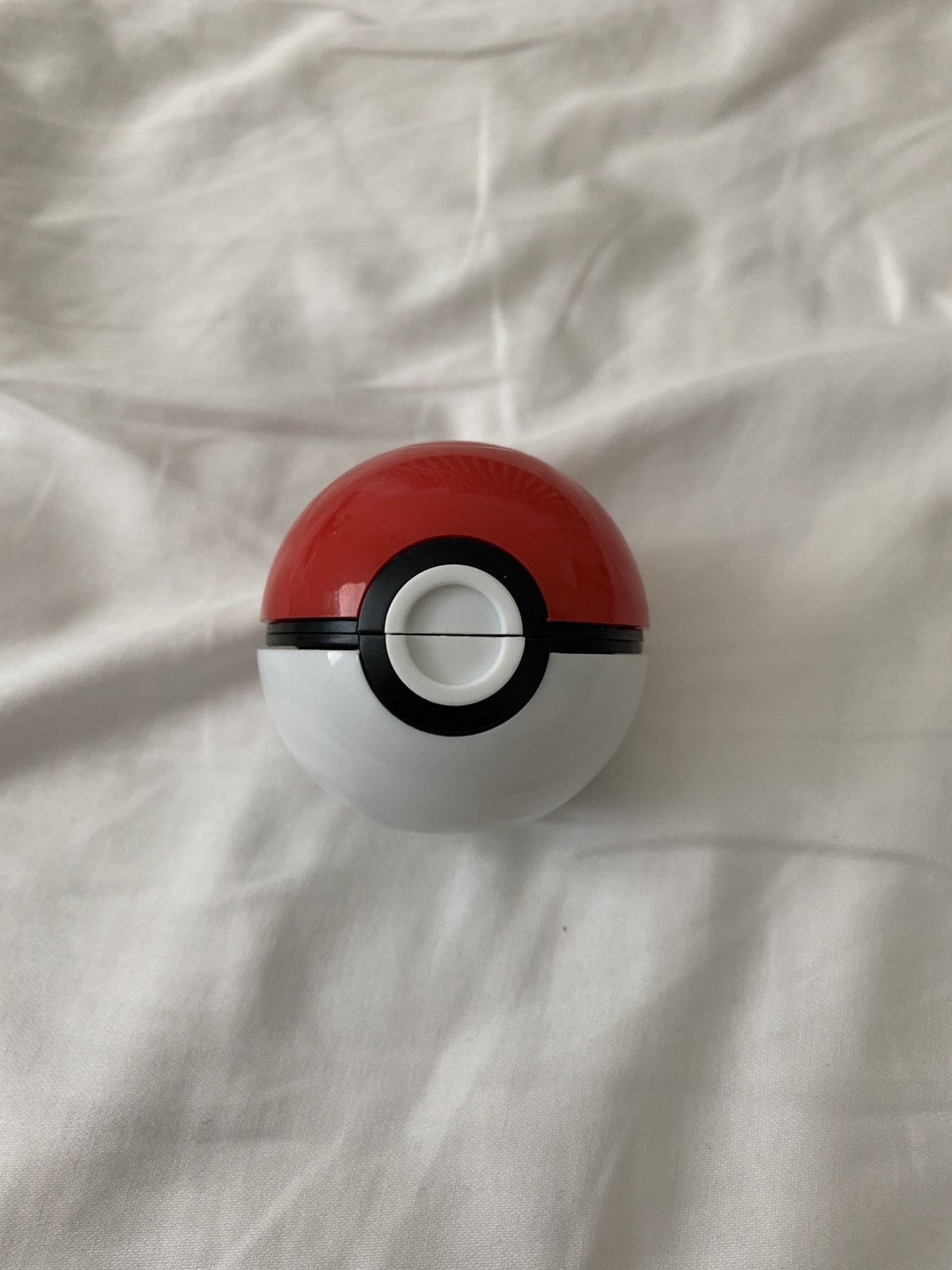 Pokemon Pokémon poke ball weed grinder | Grailed