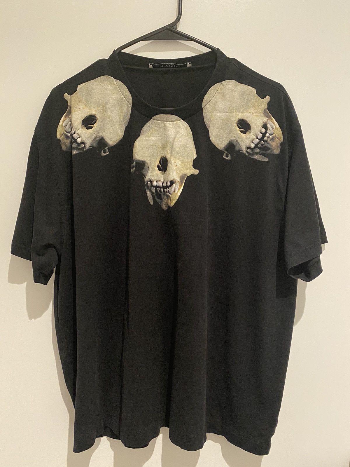 Givenchy Givenchy monkey skull collar tee Columbian XXs used once | Grailed