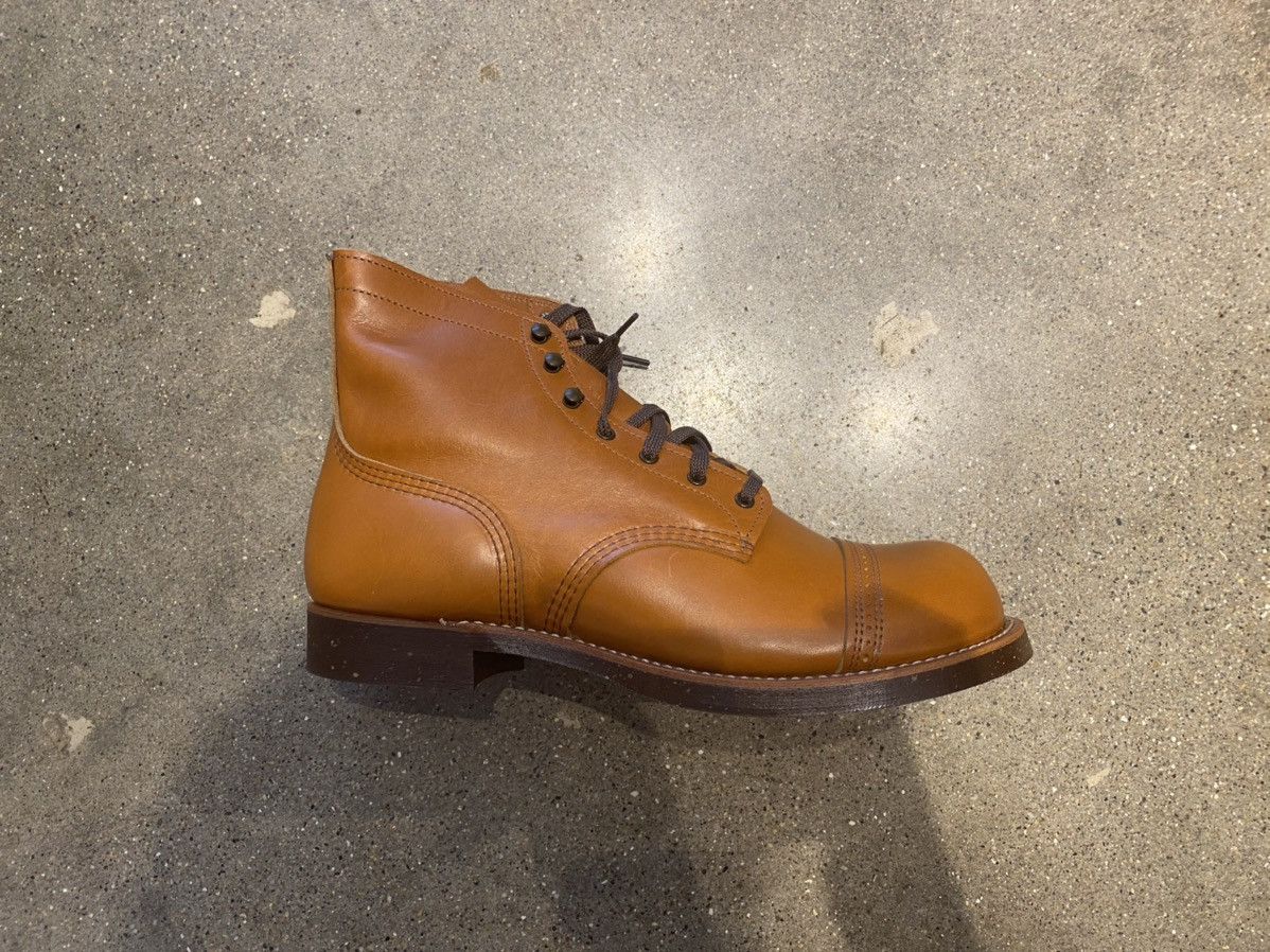 Red Wing Red Wing 8011 Munson Ranger— White Ash | Grailed