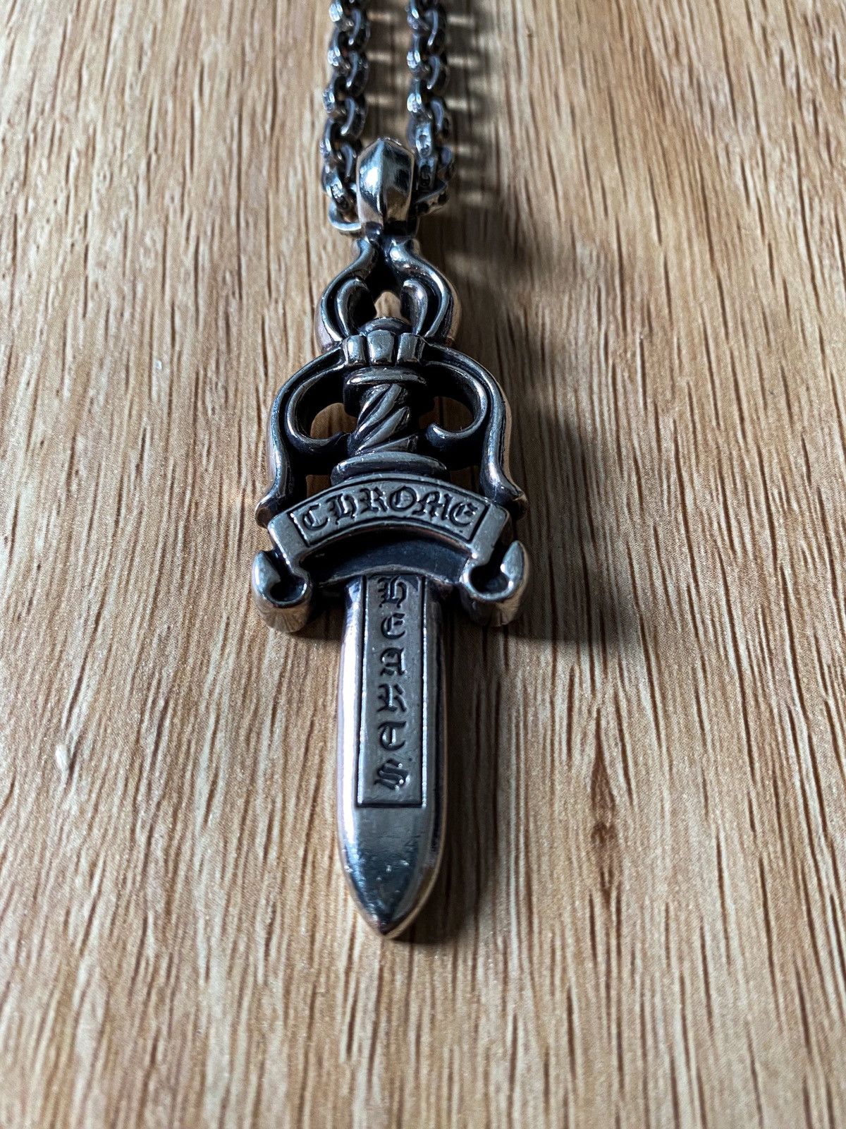 Chrome hearts sword pendant store