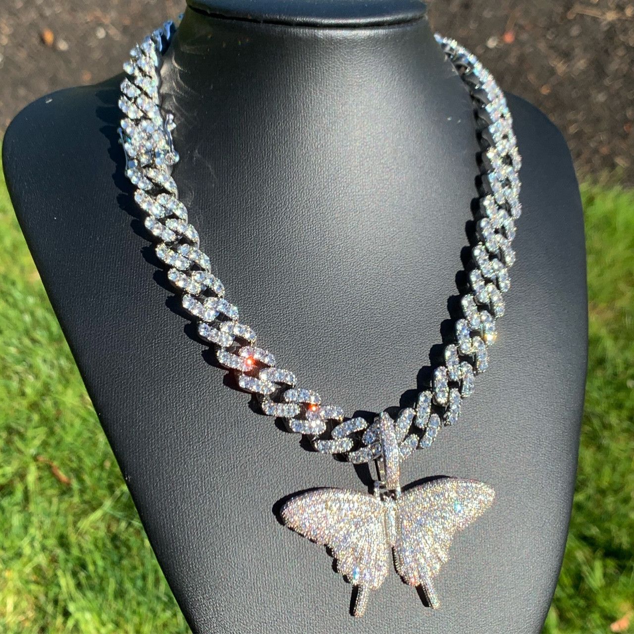 Cuban Link Chain × Streetwear Butterfly Pendant + Cuban Chain White ...