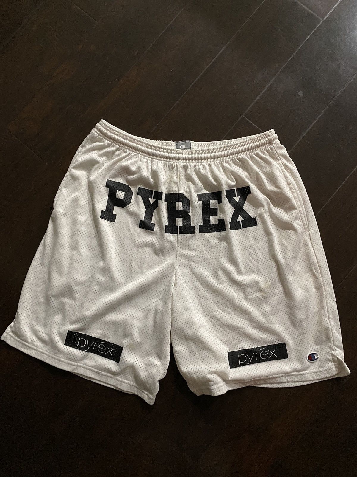 Off-White × Pyrex Vision Original RARE PYREX Shorts XL | Grailed