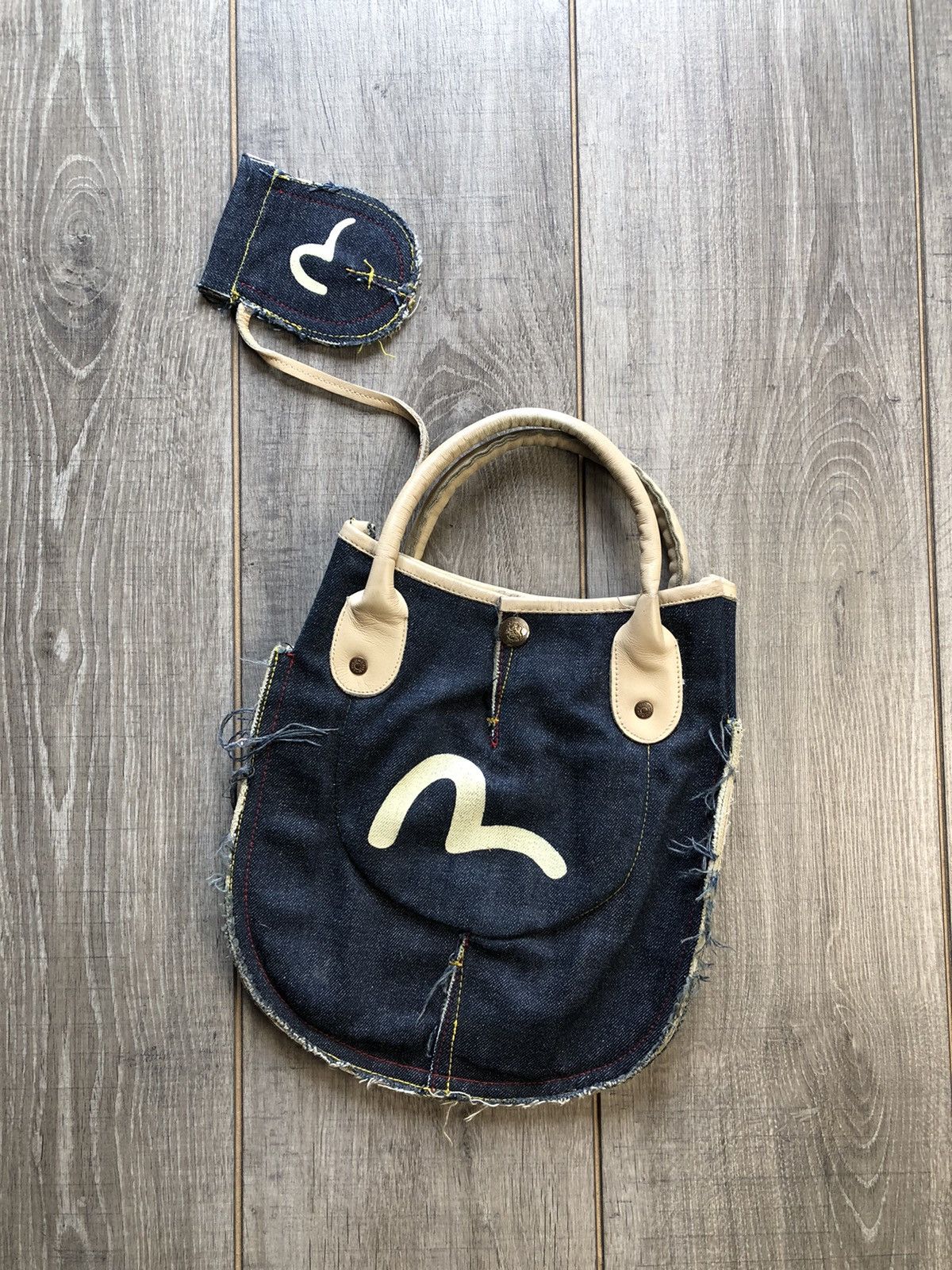 Evisu × Vintage Evisu Vintage Small Shoulder Beach Bag With a wallet ...