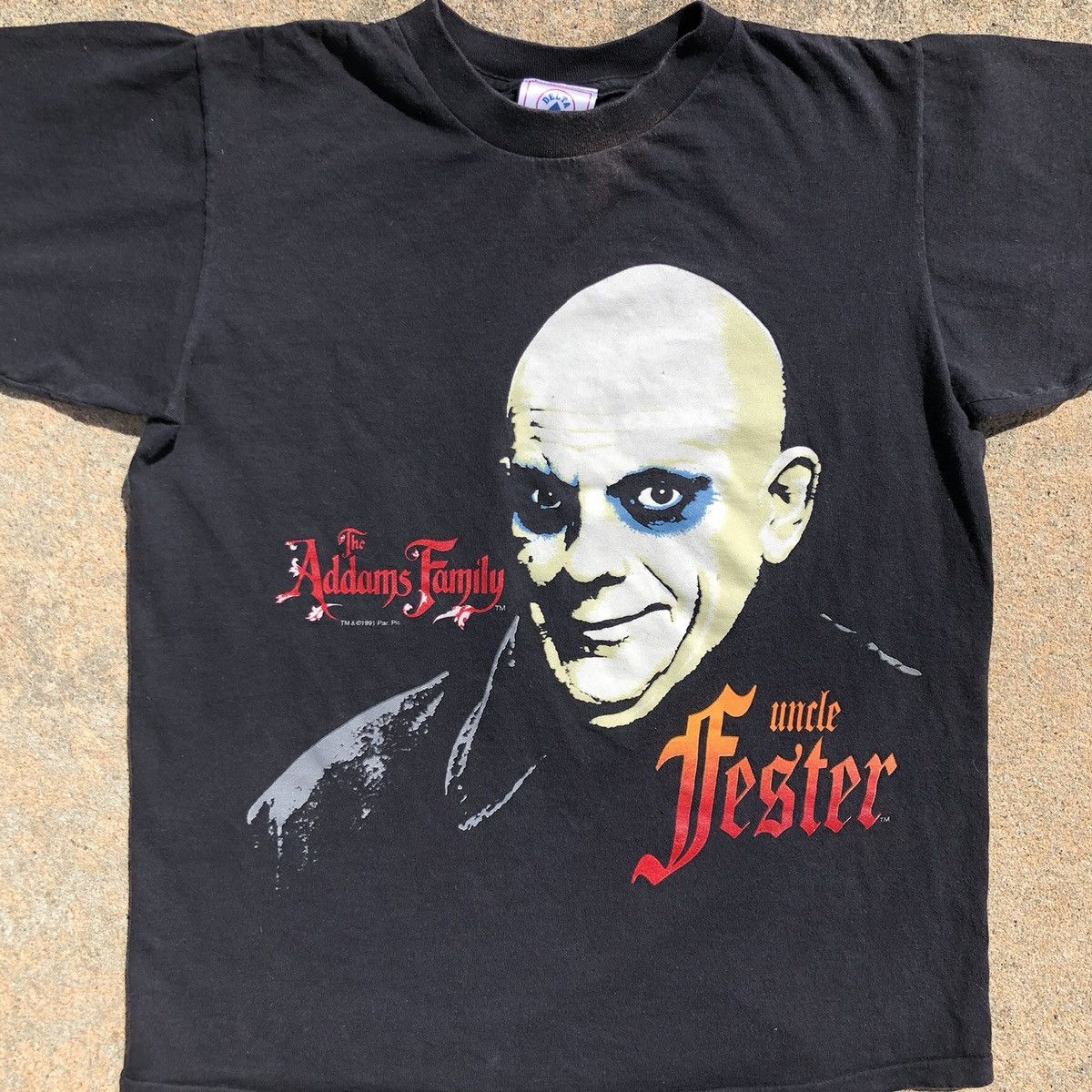 Vintage Vintage 1991 Addams Family Shirt Uncle Fester 90s Movie Tee ...