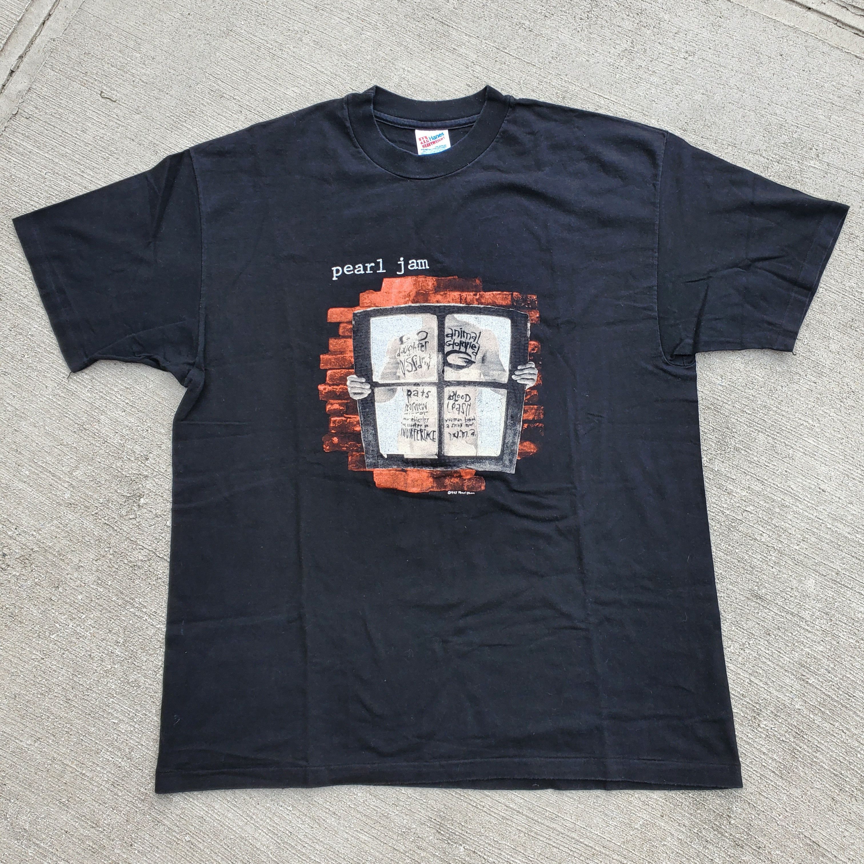 Band Tees × Hanes × Vintage Vintage Pearl Jam 1993 Window Pain Tour T ...