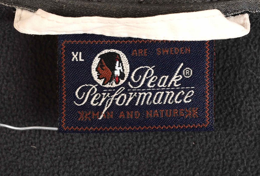 Peak Performance PEAK PERFORMANCE R&D Soft Shell Jacket Hooded Bomber ...