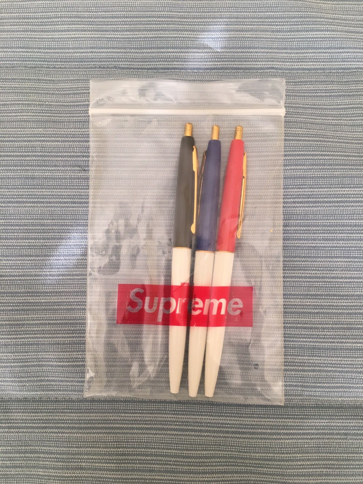 Supreme Supreme World Famous Pens 2013 FW (RARE) | Grailed