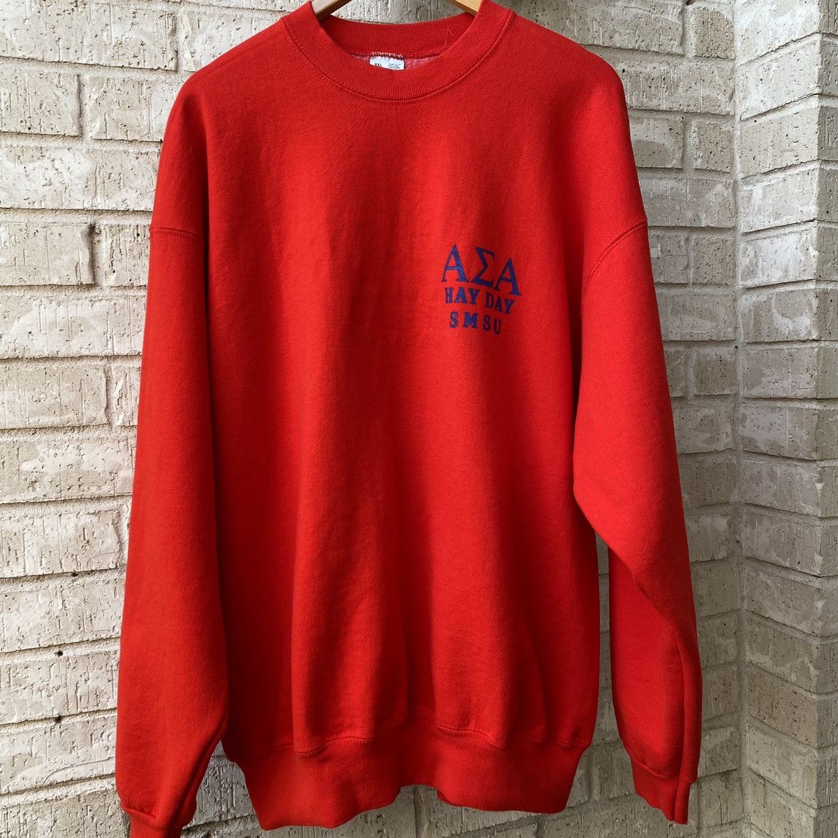 Fruit Of The Loom × Vintage 90s SMSU Frat Red College Sweatshirt ...