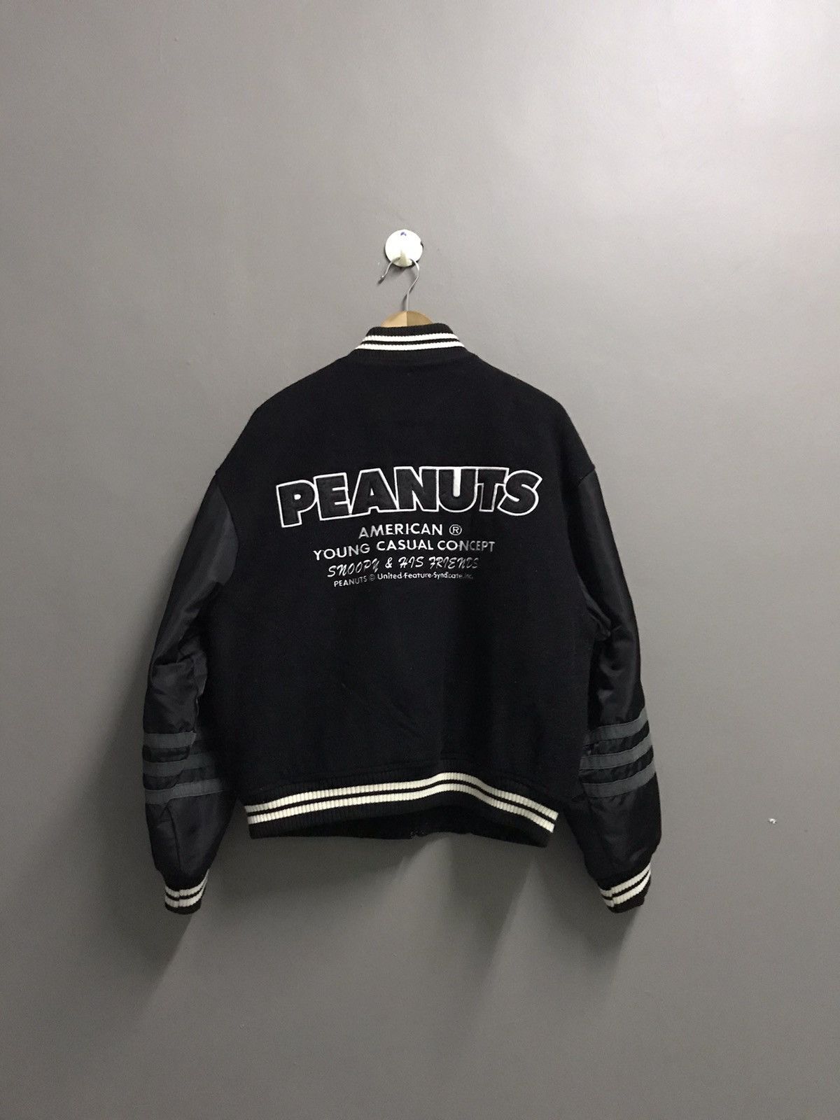 Peanuts × Vintage VTG 90s PEANUTS SNOOPY & HIS FRIEND VARSITY BOMBER ...